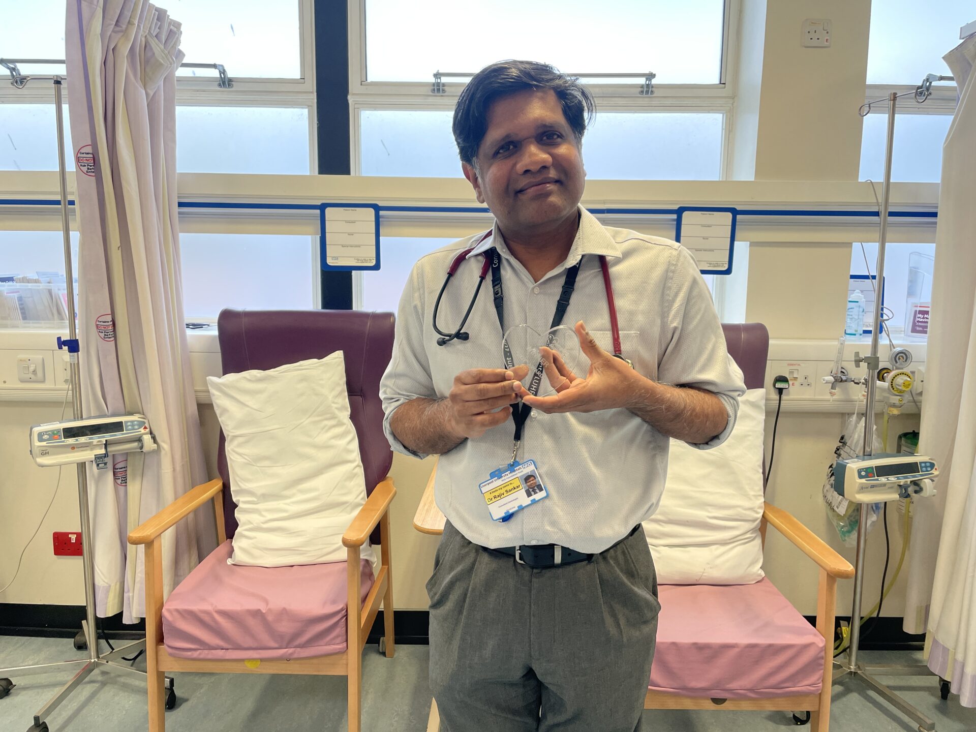 Liverpool Cardiologist wins national heart failure award - Explore ...