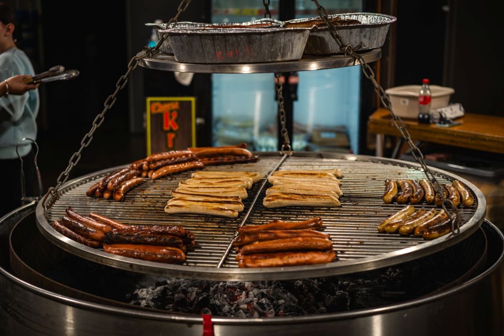 Oktoberfest Liverpool to Feature Bavarian Bakes, Beer and an 80ft Bar ...