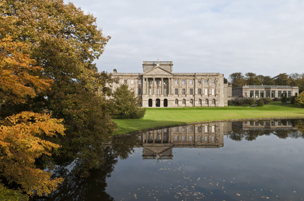 National Trust welcomes autumn with colour, wildlife and seasonal ...
