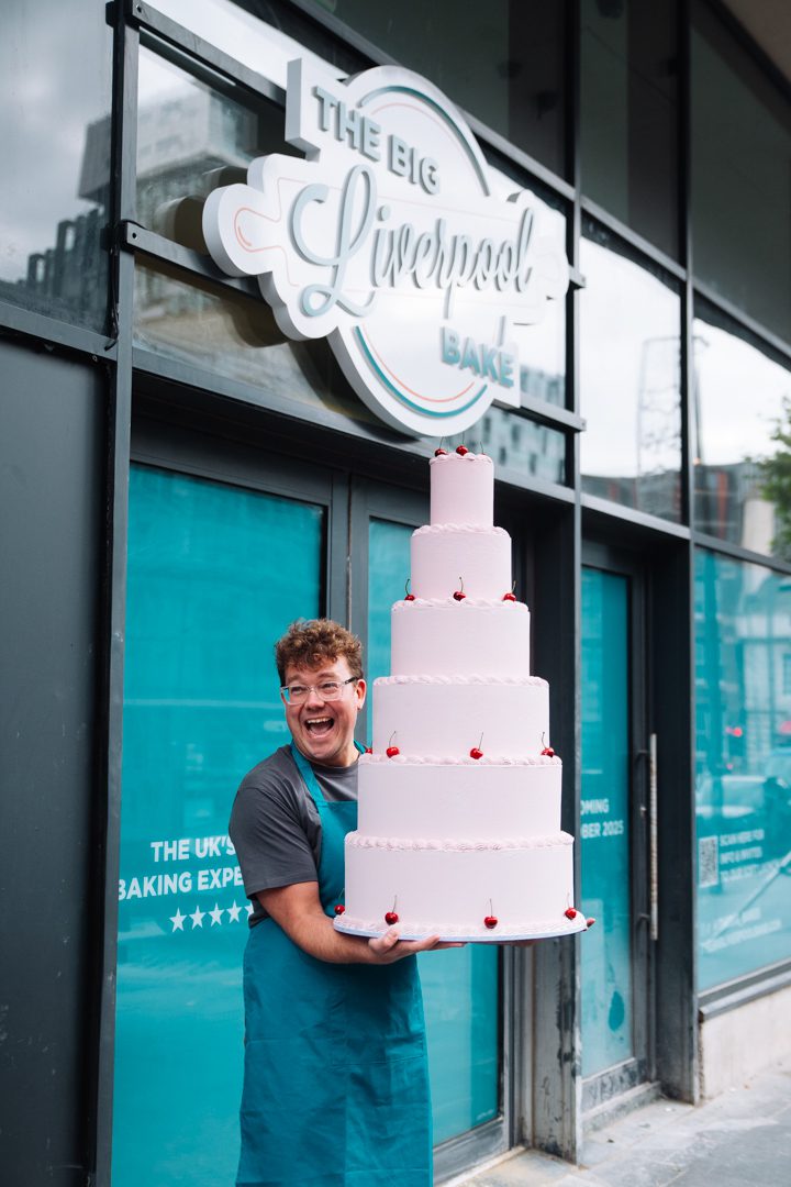 The Big Liverpool Bake stuns the city with a giant cake - Explore Liverpool