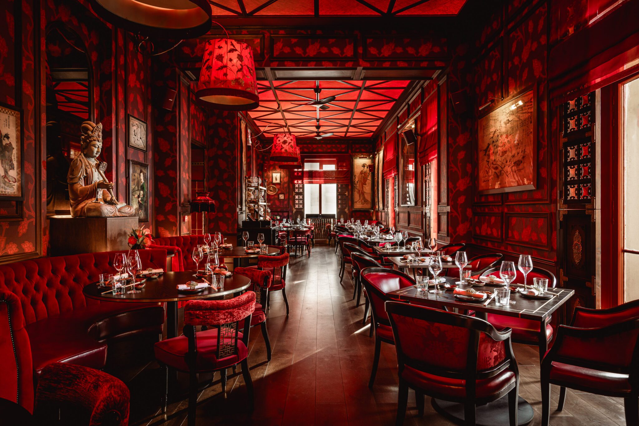 The Ivy Asia Liverpool officially opens unveiling opulent interiors ...